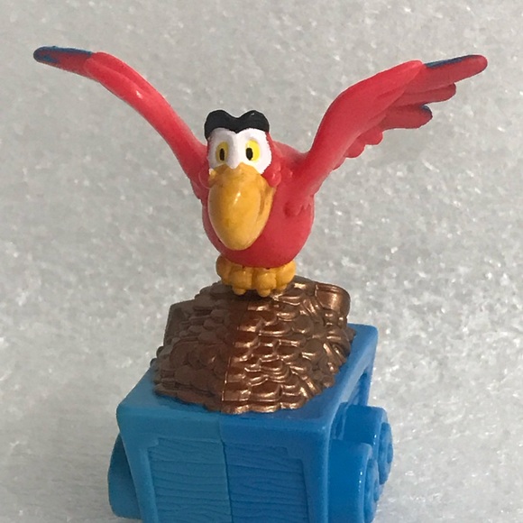 Disney | Toys | 996 Iago Parrot Aladdin King Of Thieves Scarlet Macaw ...